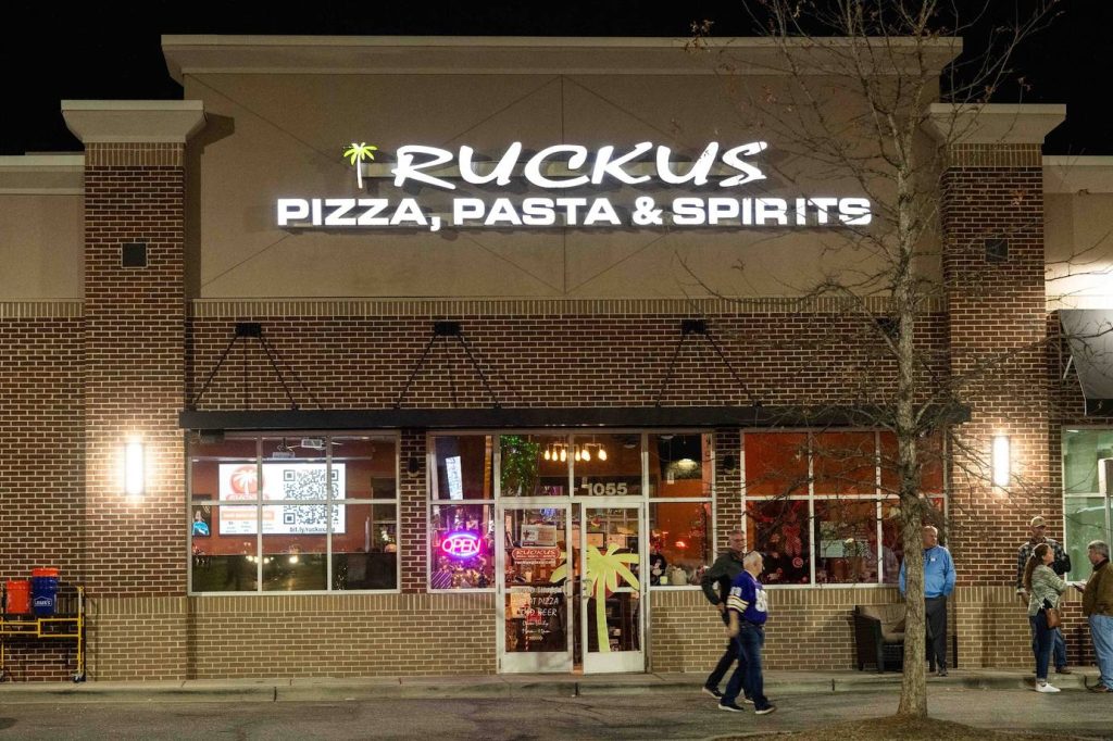 Ruckus Pizza, Pasta and Spirits (Apex)
