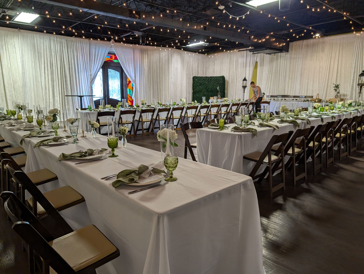 Craft Services – Coco's Event Center